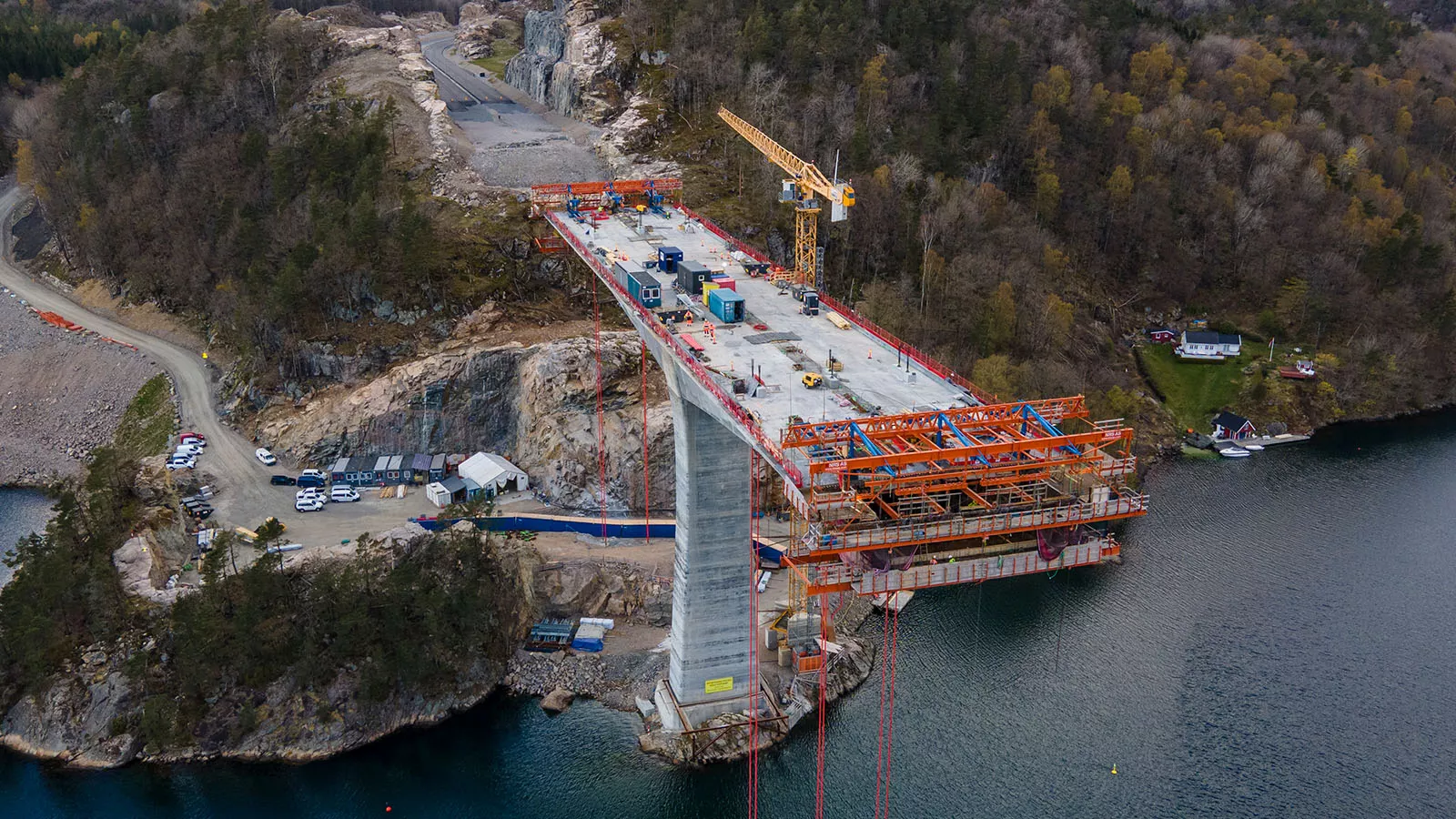 El puente voladizo más grande del mundo | Arlita
